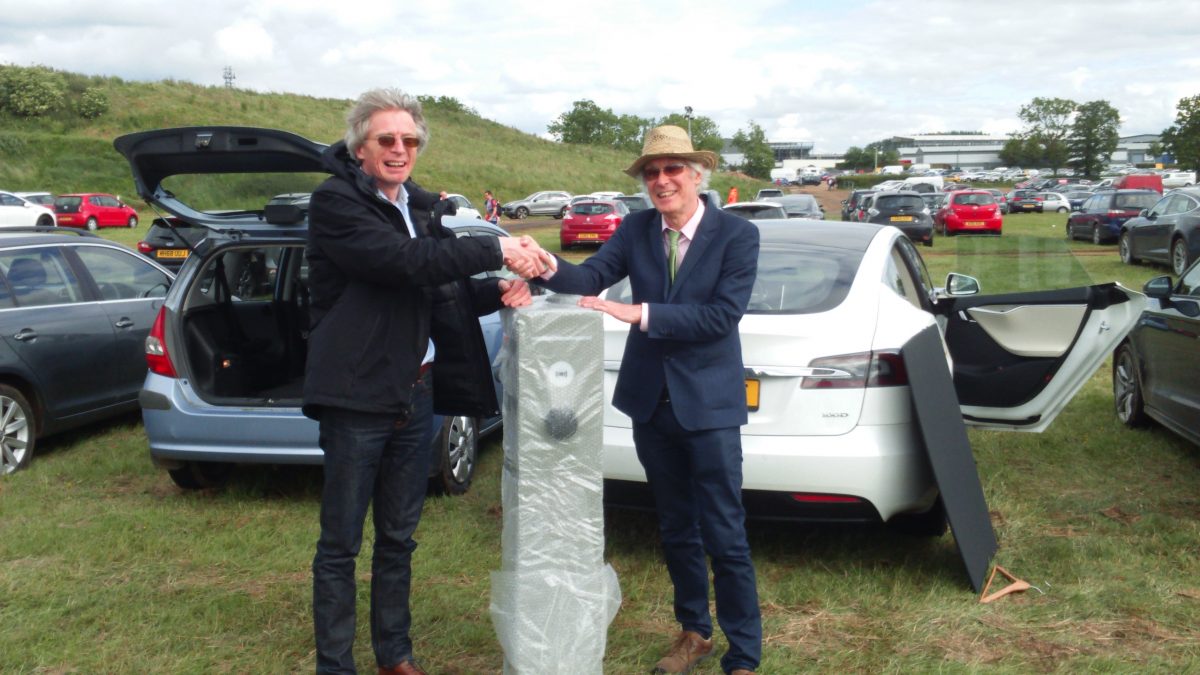 AC Vehicle-to-Grid Technology Arrives in the United Kingdom – V2G EVSE ...